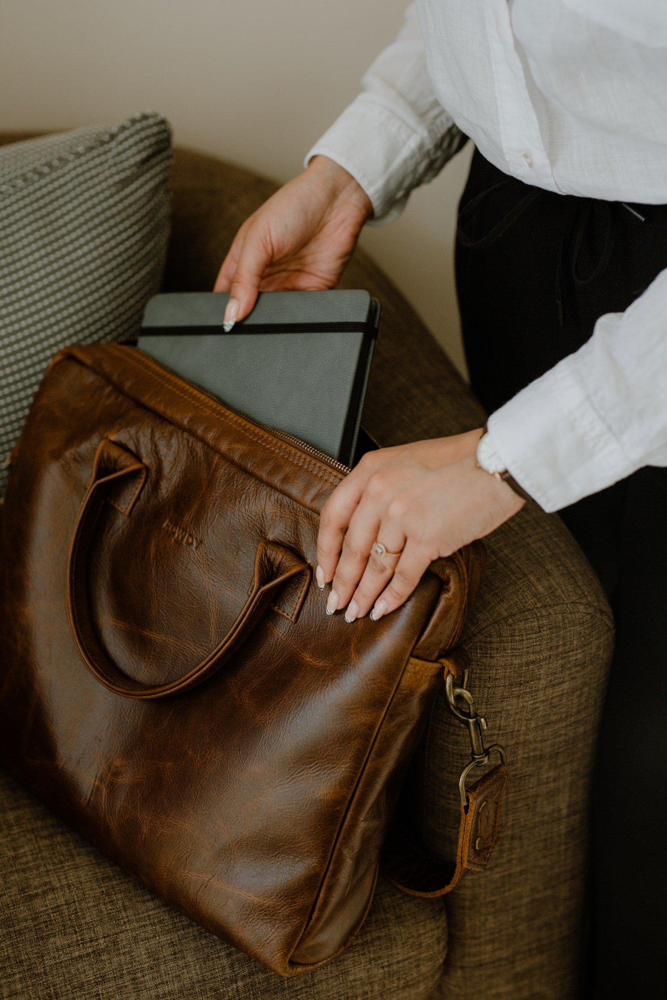 Contact – Amy Glover Psychologist